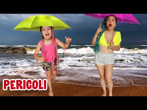 MARTINA MISSY SI PERDE AL MARE DURANTE ACQUAZONE, MAMMA TY LA CERCA DISPERATA,C'È SQUALO E MEDUSA