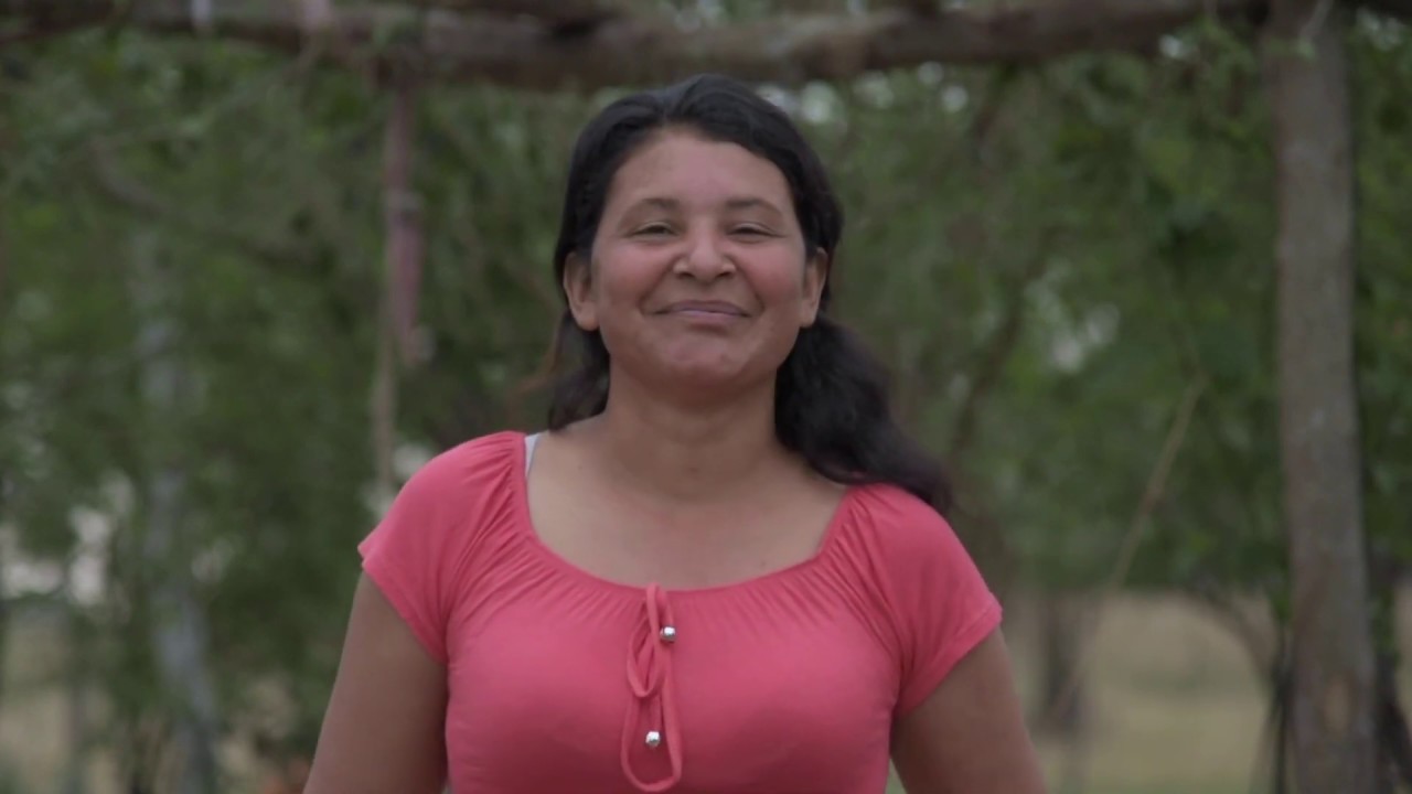 Historia de Miriam Ávalos - Semáforo de Eliminación de Pobreza - YouTube