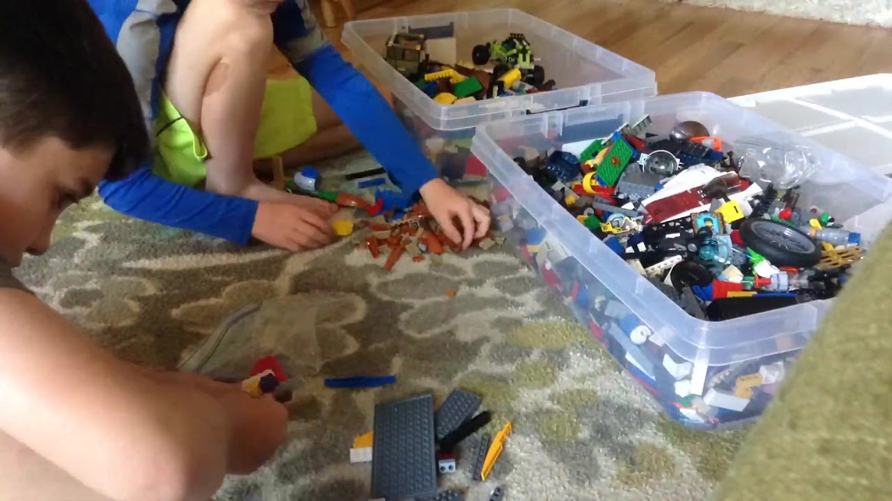 #2 Lego challenge theme space ships!! - YouTube
