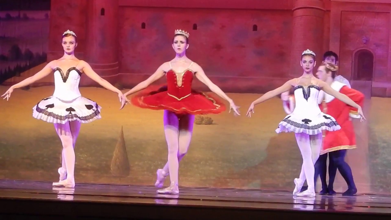 Alice In Wonderland Ballet - YouTube