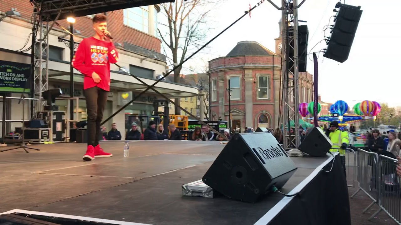 Nathan Gurd Mistletoe N-U-L lights 17.11.18 - YouTube