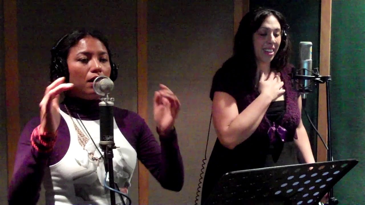 Alejandra Robles feat. Regina Orozco | Serpientes y Escaleras - YouTube