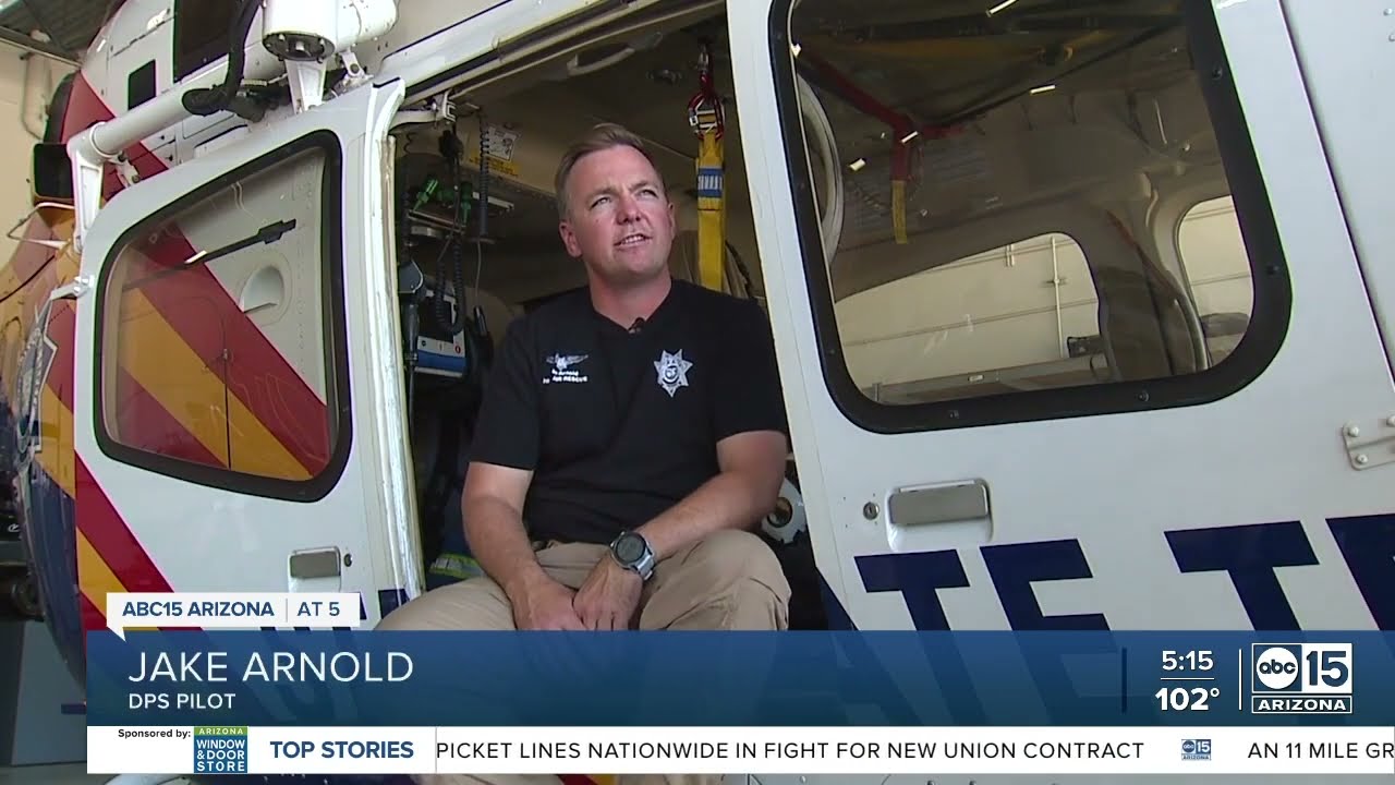 DPS troops rescue family of 6 after flooding - YouTube