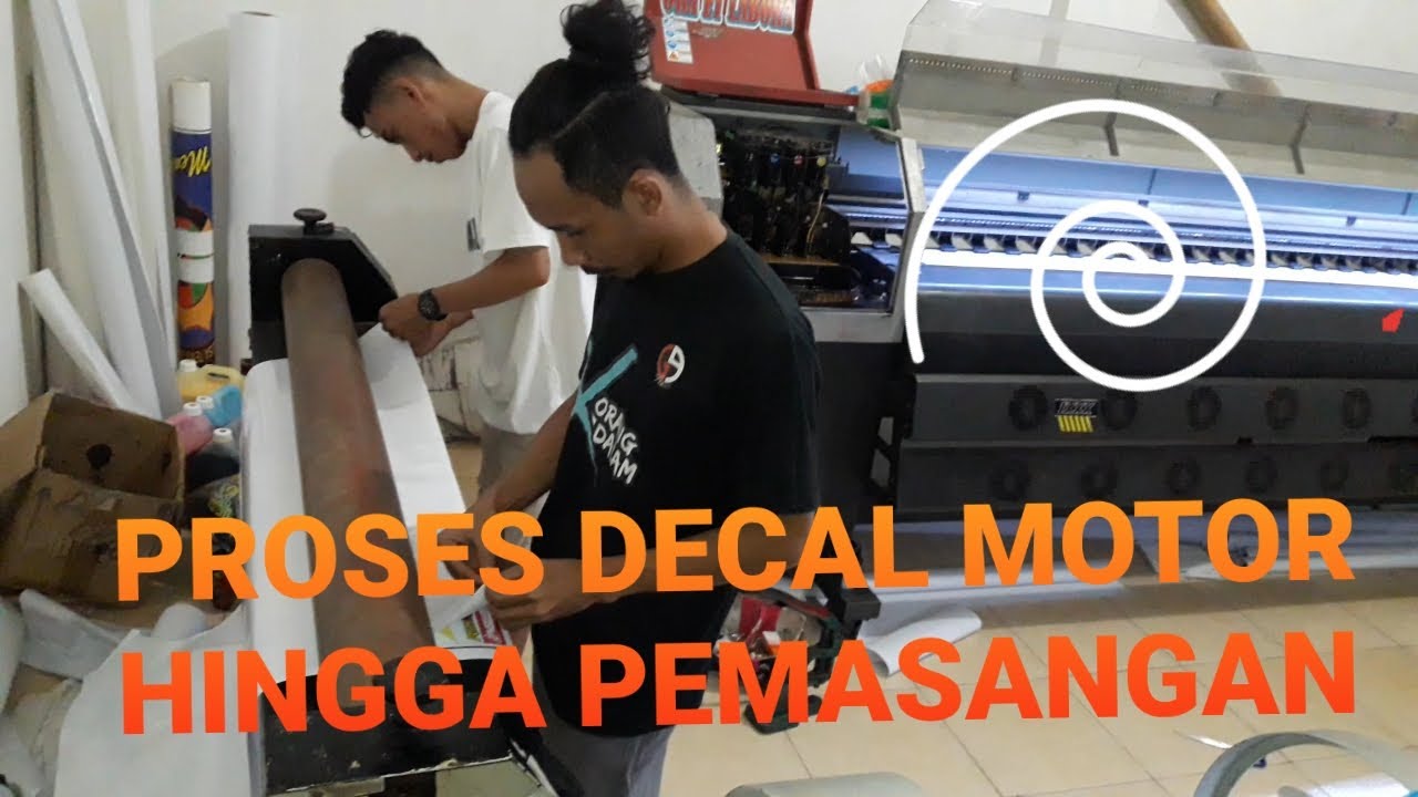 CETAK STIKER MOTOR - YouTube