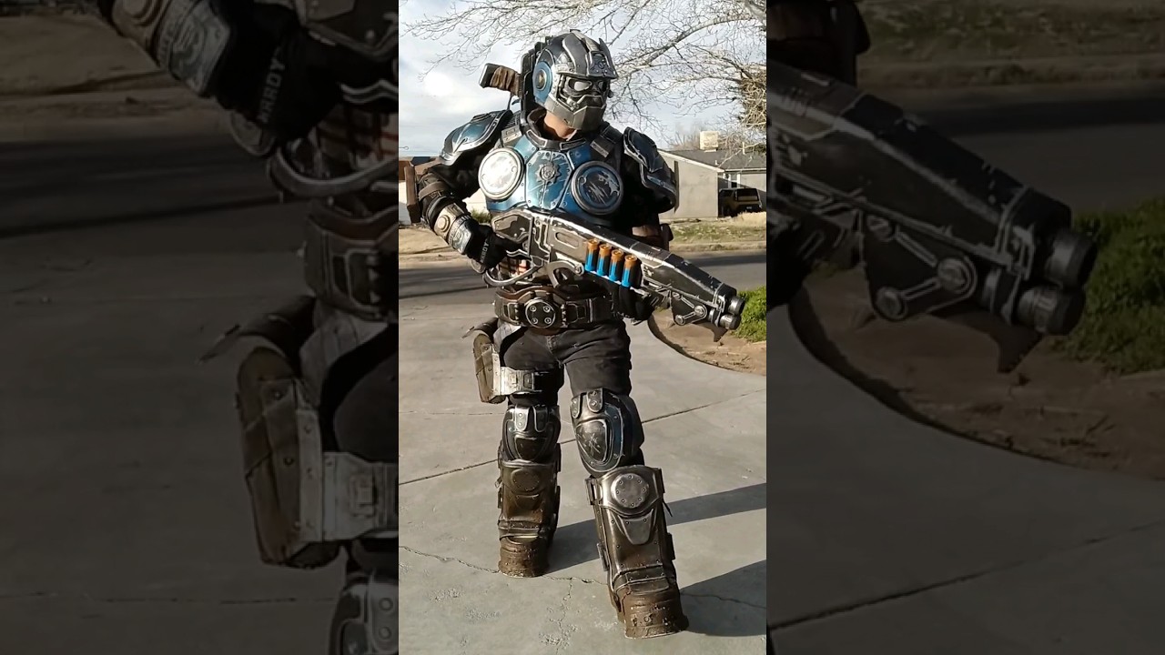Anthony Carmine cosplay is finally completed. #gearsofwar #cosplay #diy ...