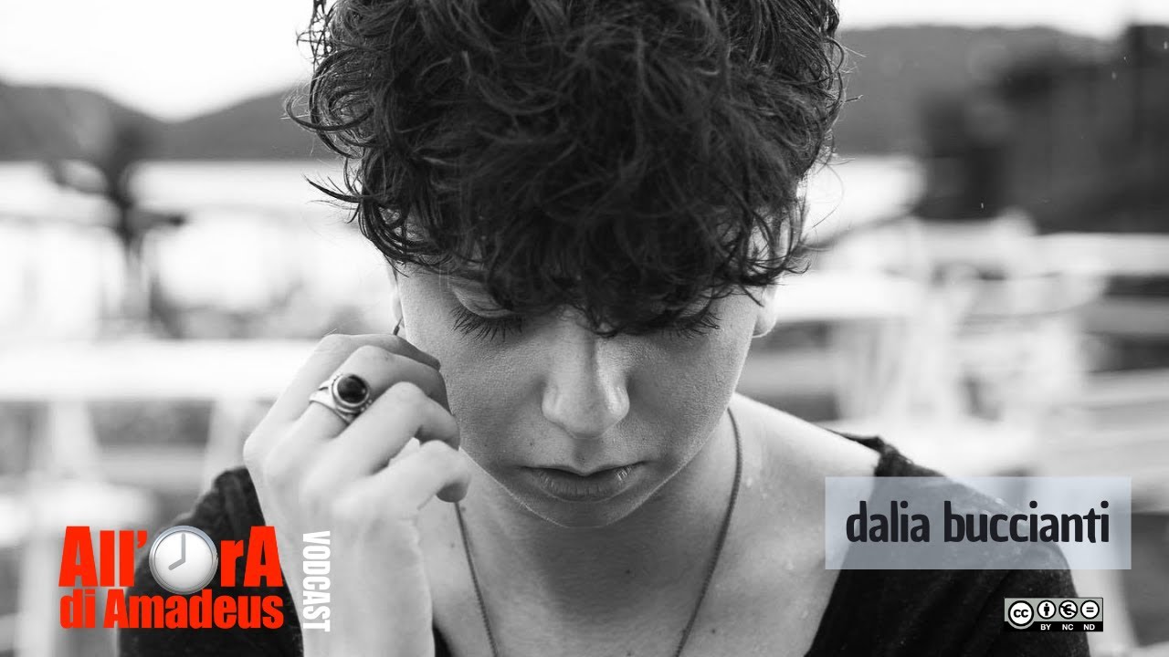 Dalia Buccianti | Cantautrice Toscana - YouTube