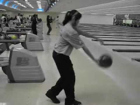 Joe Slowinski - Pushaway Drill (Bowlingknowledge) - YouTube