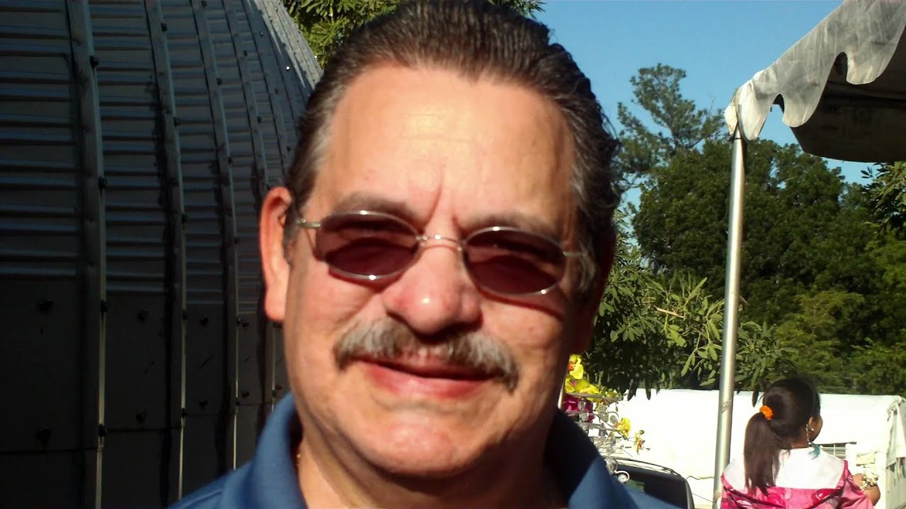 David dando Gracias a Dios - Iglesia de Restauración Integral - YouTube