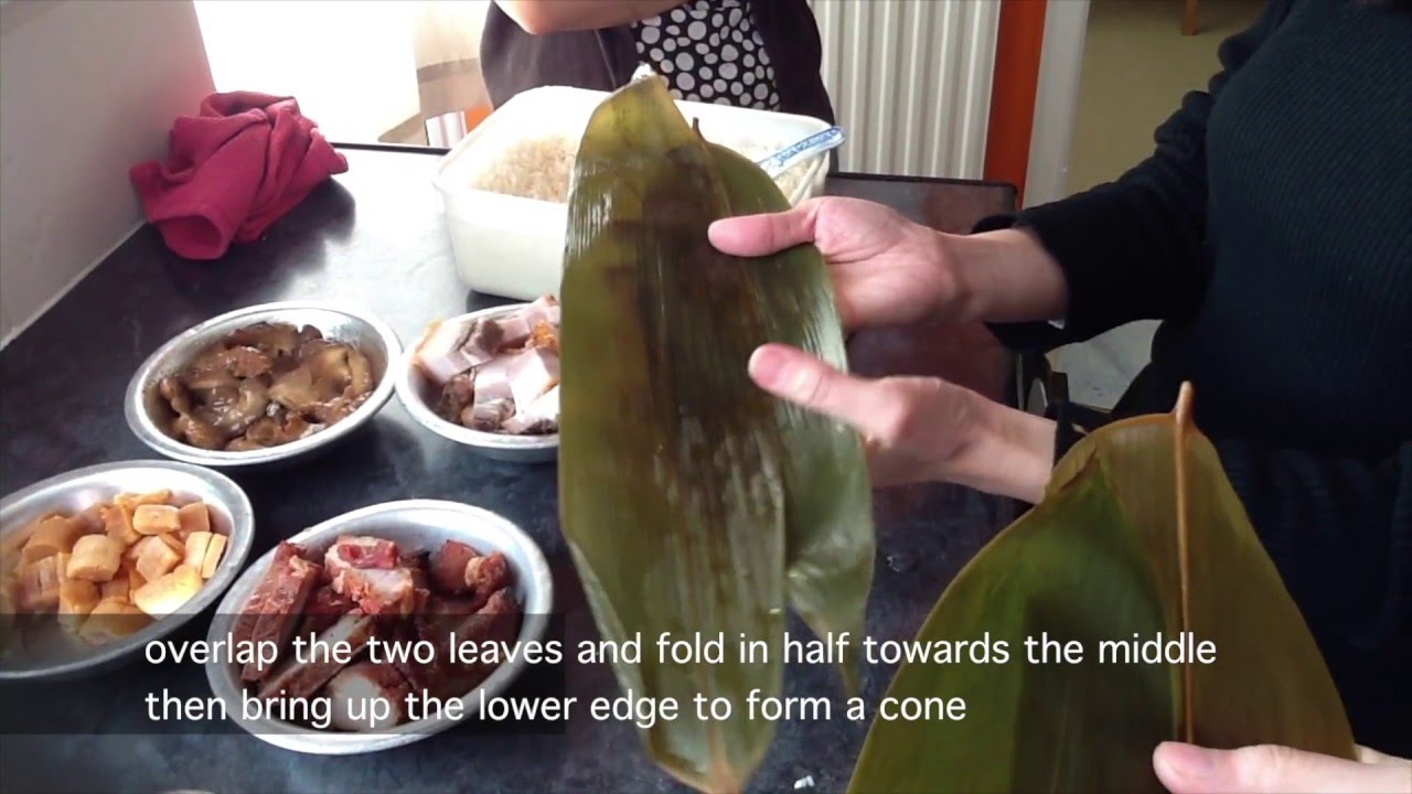 How to make Sticky Rice Wrapped In Bamboo Leaves / Joong / Zhongzi ...