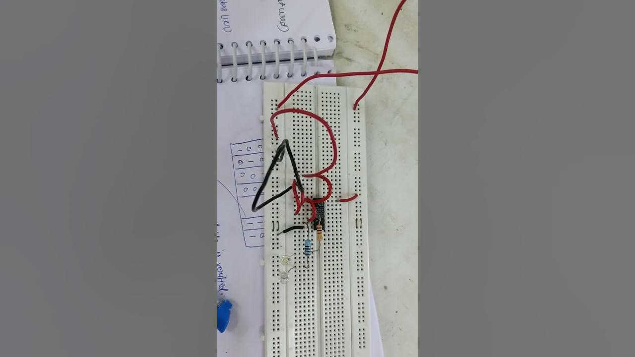4:2 encoder practical by using ic - YouTube