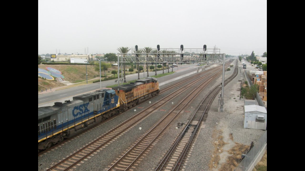 Railfanning SO CAL - Alameda Corridor - UP 5744 Leads a Stack train ...