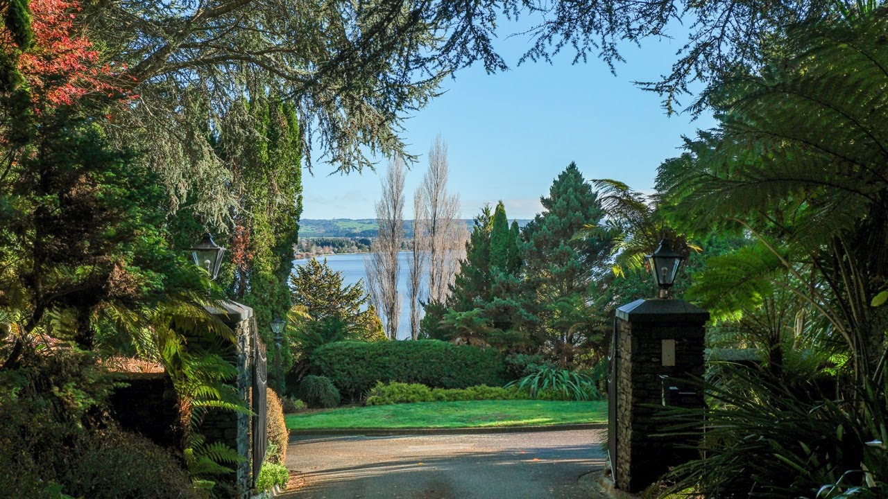 20 Tupara Crescent, Kawaha Point, Rotorua - YouTube