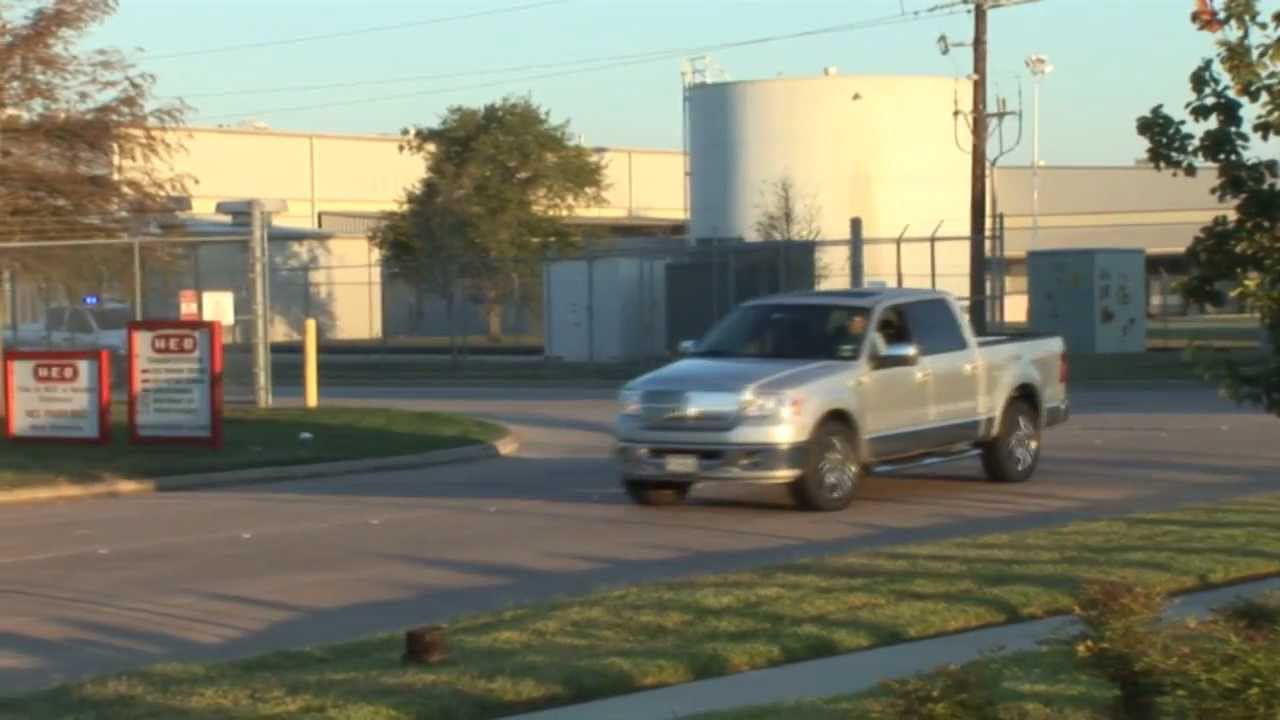 HEB truck Convoy 2011 - YouTube