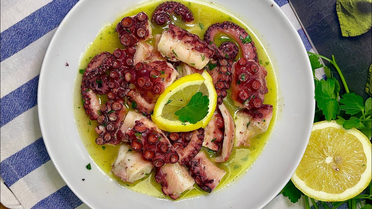 Sallatë me oktapod 🐙 - YouTube