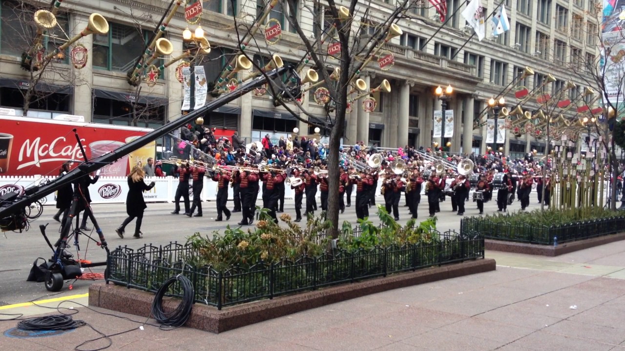 Dade County Marching Wolverines - Chicago Thanksgiving Parade - YouTube