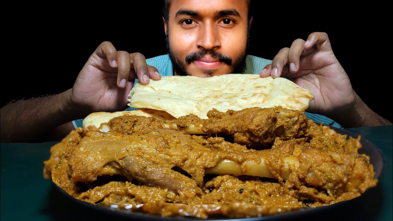 🔥 Extreme Mutton Leg Feast with Butter Naan | Spicy & Juicy Meat ...