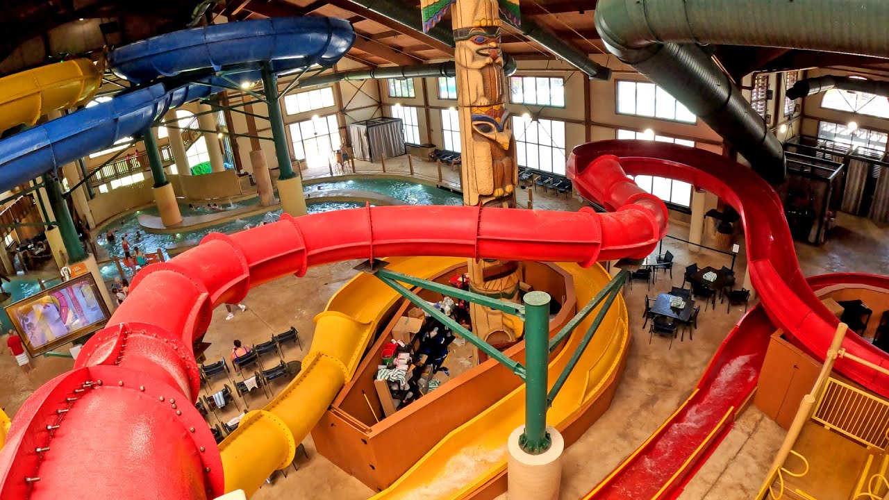 Totem Towers Body Slides at Great Wolf Lodge Kansas City - YouTube