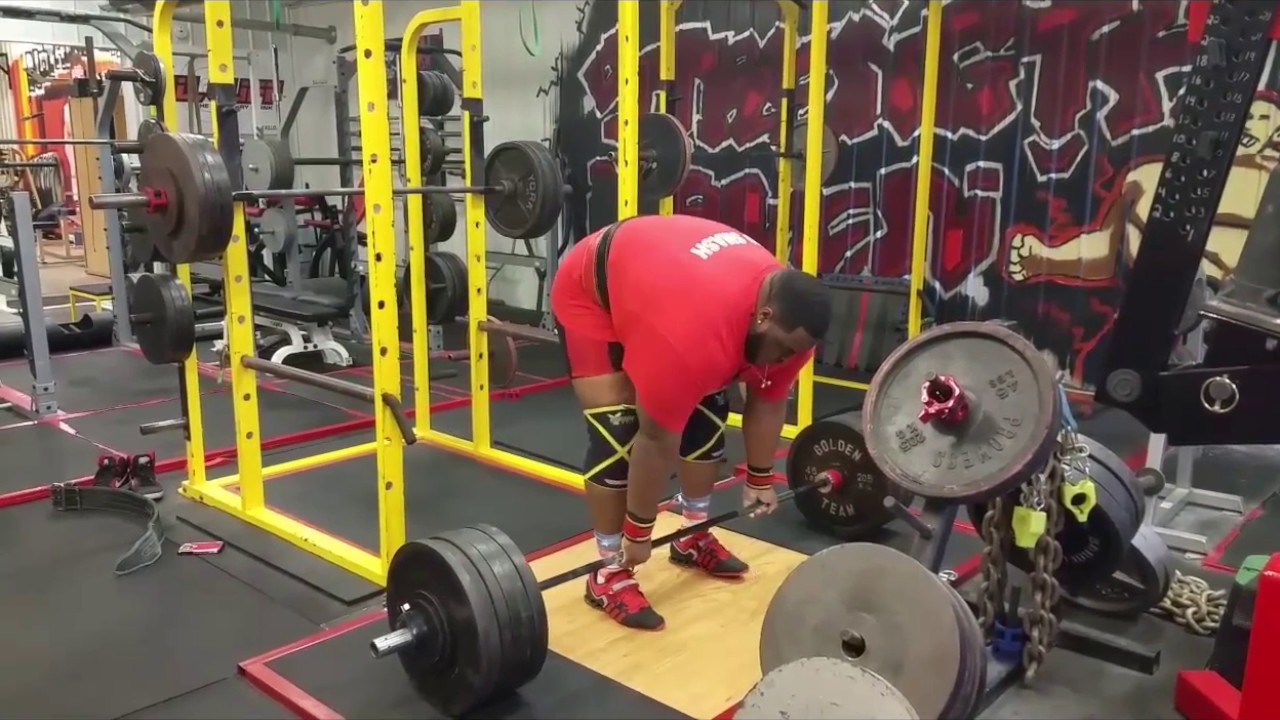 Thomas TD Davis Completes Devil's Total (600lbs on Squat, Bench ...