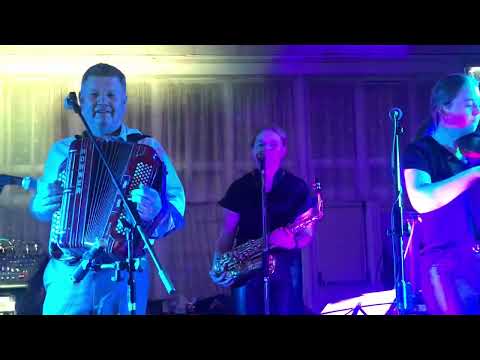 Emma Dennehy ‘My Rambling Man’ - YouTube