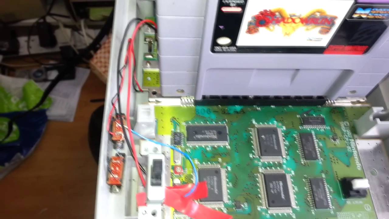 Let's Get Retro!Snes disabling the lockout chip! - YouTube