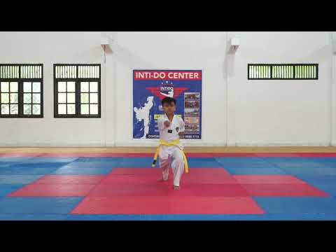 PAPUA OPEN 2022_CHIKO ADELIO PUTRA ADINATA_INTI-DO BAKUNG JAMBI_CADET_POOMSAE FESTIVAL_KUNING