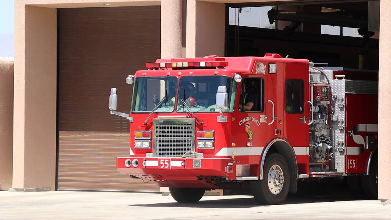 Riverside County Fire Department/CalFire Engine 55 (Reserve) Responding ...