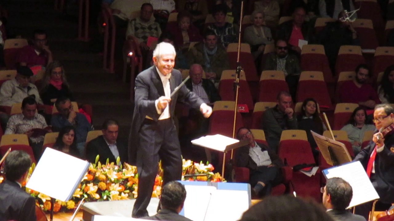 Sinfonía no. 2 (III. Scherzo). Beethoven. Jorge Mester. OFUNAM - YouTube