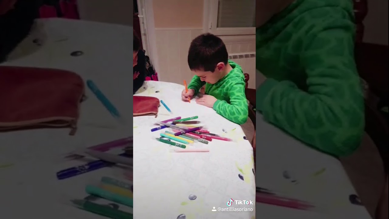 Tik tok hugo - YouTube