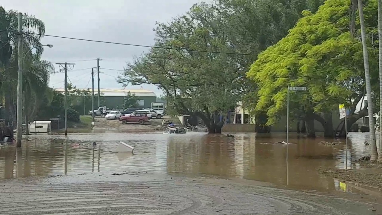 2017 Flash Flooding Aftermath Devistation - YouTube