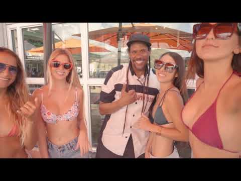 2017 Bikini Bike Wash and Breast Cancer Benefit