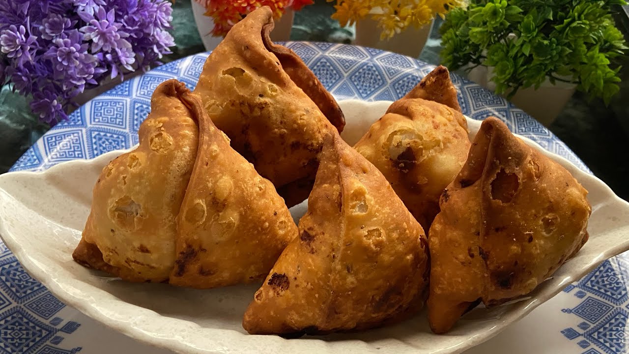 Street style Samosa recipe | crispy and tasty Samosa | समोसा बनाने का ...
