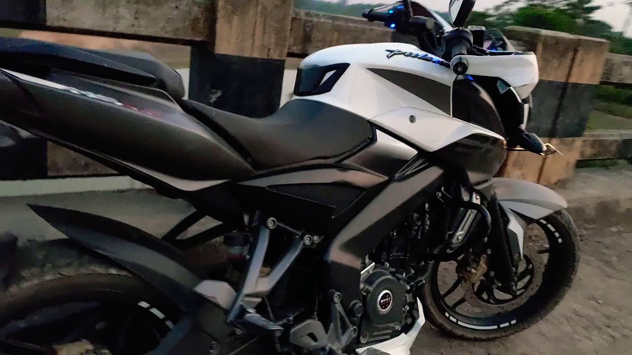 NS 200 BS4 Exhaust Sound After 2 years #shorts - YouTube