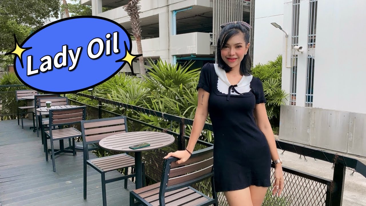 LIVE Street Food Community 🌍 Adventures of Noodle Lady in Bangkok ...