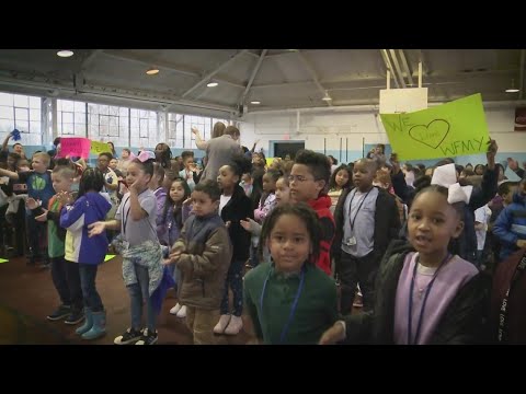 Read to Succeed at Sumner Elementary - YouTube