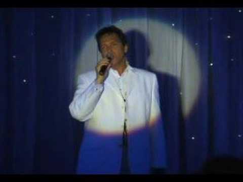 Tony Markey sings Danny Boy - YouTube