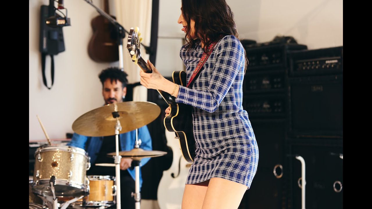 Molly Miller Trio - "Swings- Live in DTLA" (Official Video) - YouTube Music