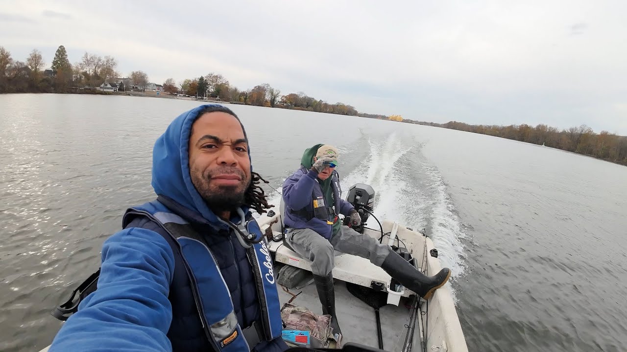 Delaware River Fishing Bass Fishing with Rick - YouTube