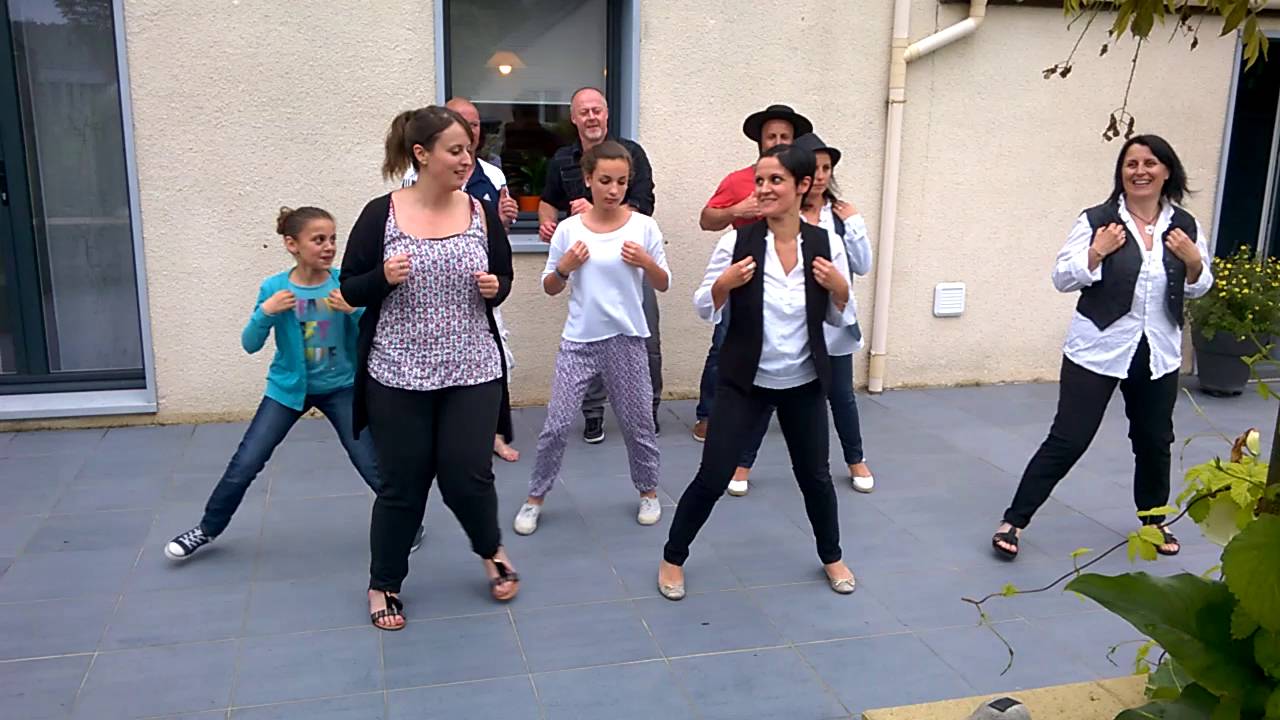Danse rabbi jacob - YouTube