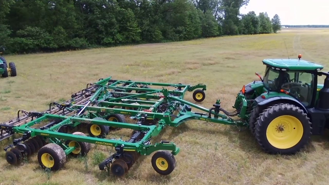 John Deere 2660VT Vertical Tillage Tool - YouTube