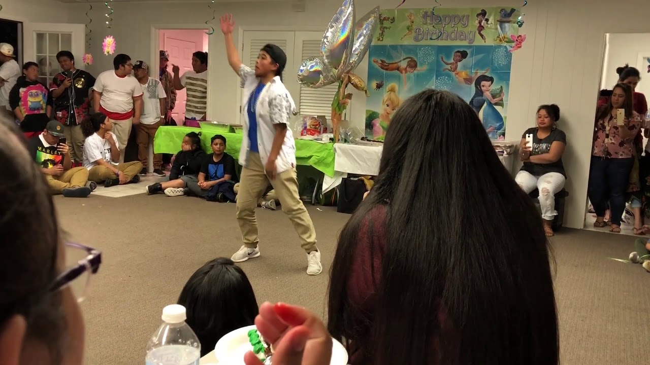 Jojo dance 😍 - YouTube