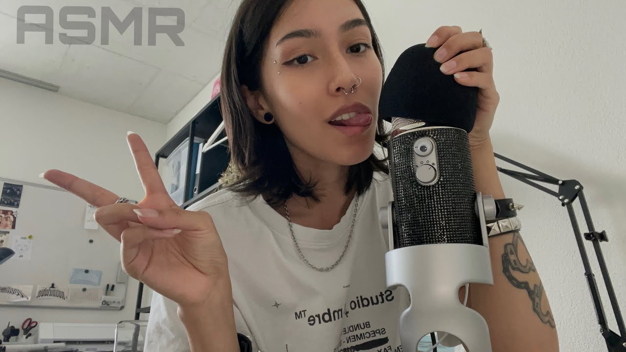 ASMR ☆ FAST TRIGGERS (mouth sounds, hand sounds, rambles,..) - YouTube