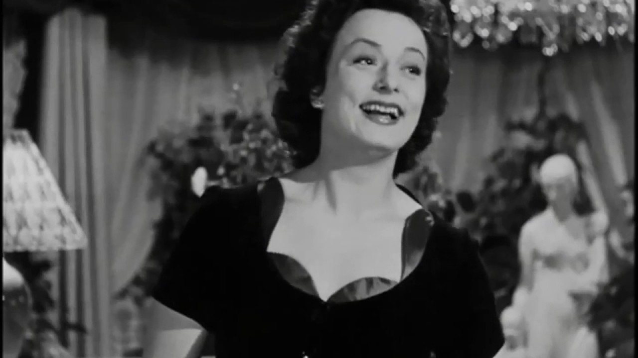 Klokkeblomst, Bellis og Følfod af Lily Broberg (1952) - YouTube