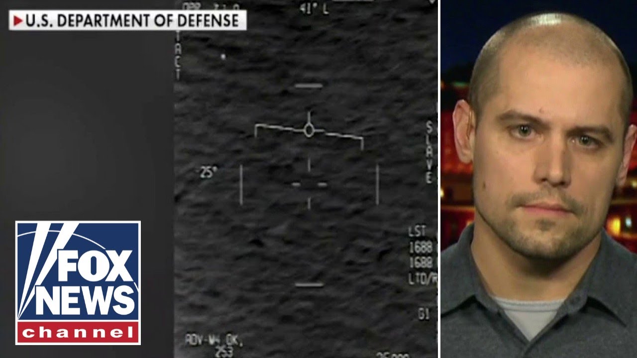 Former Navy pilot shares his encounter with UFO - YouTube
