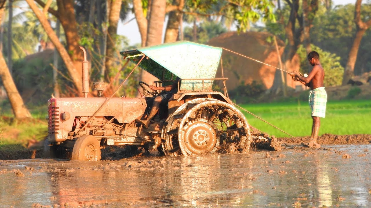Tractor videos | Mahindra 575 di Puddling in mud | Amazing tractor ...
