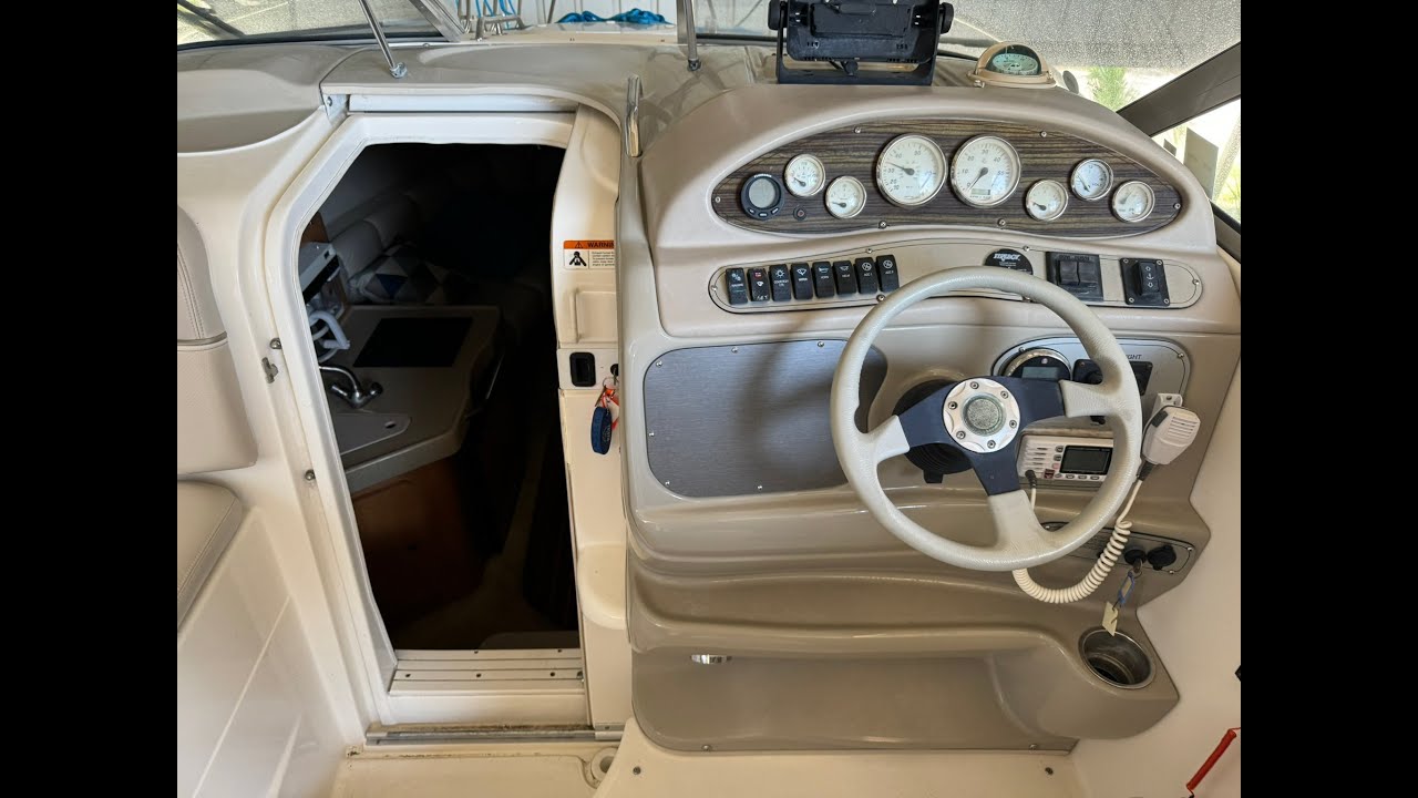 LARSON ,Cruiser Larson Cabrio 260 Cruiser - YouTube