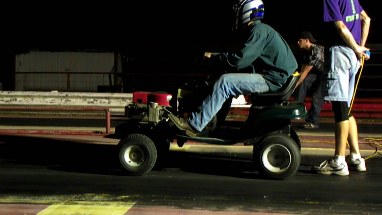 Paris Drag Strip Lawn Mower Racing close-up - YouTube