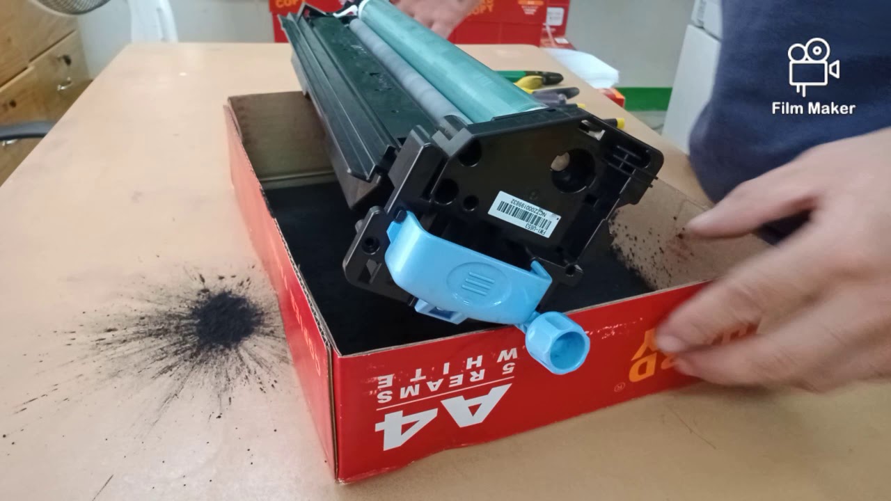 Remove toner in the drum unit of canon ir 2006n - YouTube