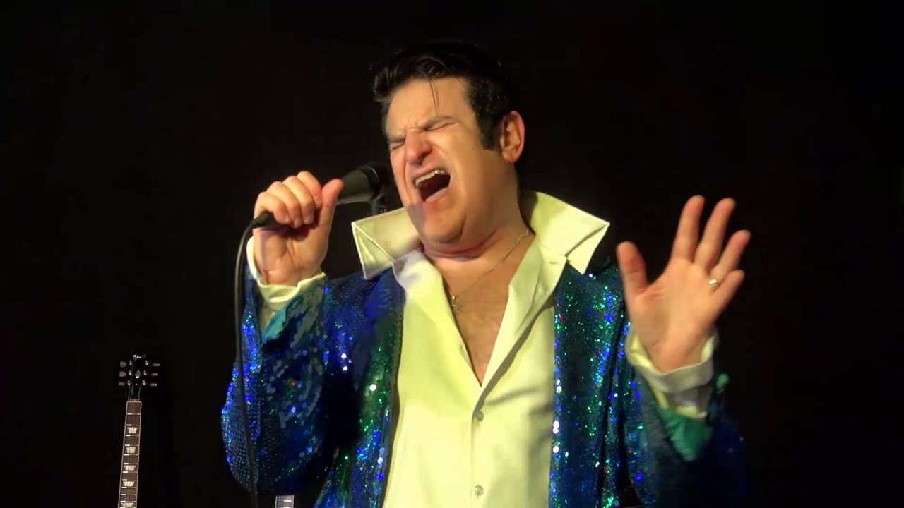 It's not unusual - Ricky Lopez - YouTube