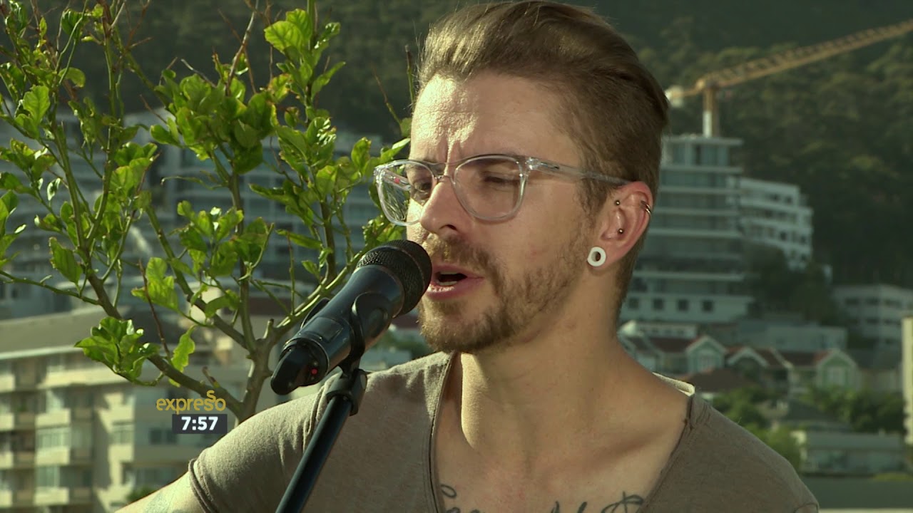 SEVVEN Performs “Fix You” (Cover) - YouTube