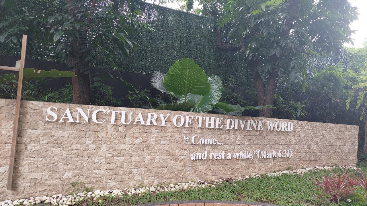 Taman Doa Sang Sabda di Seminari SVD Manila || Christ the King Mission ...